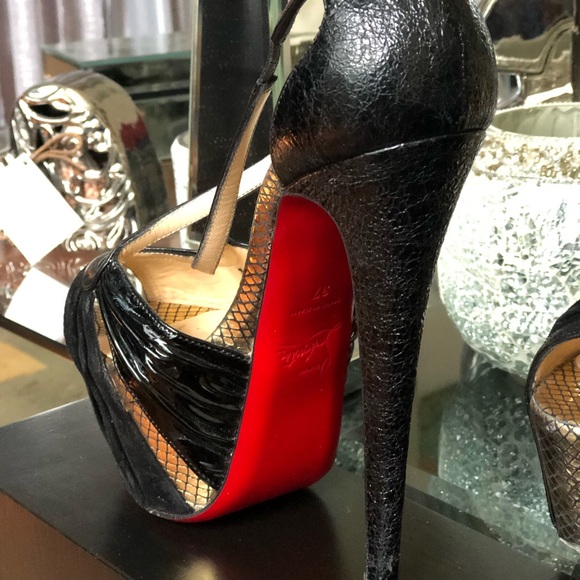 Christian Louboutin | Shoes | Christian Louboutin Red Botttoms | Poshmark